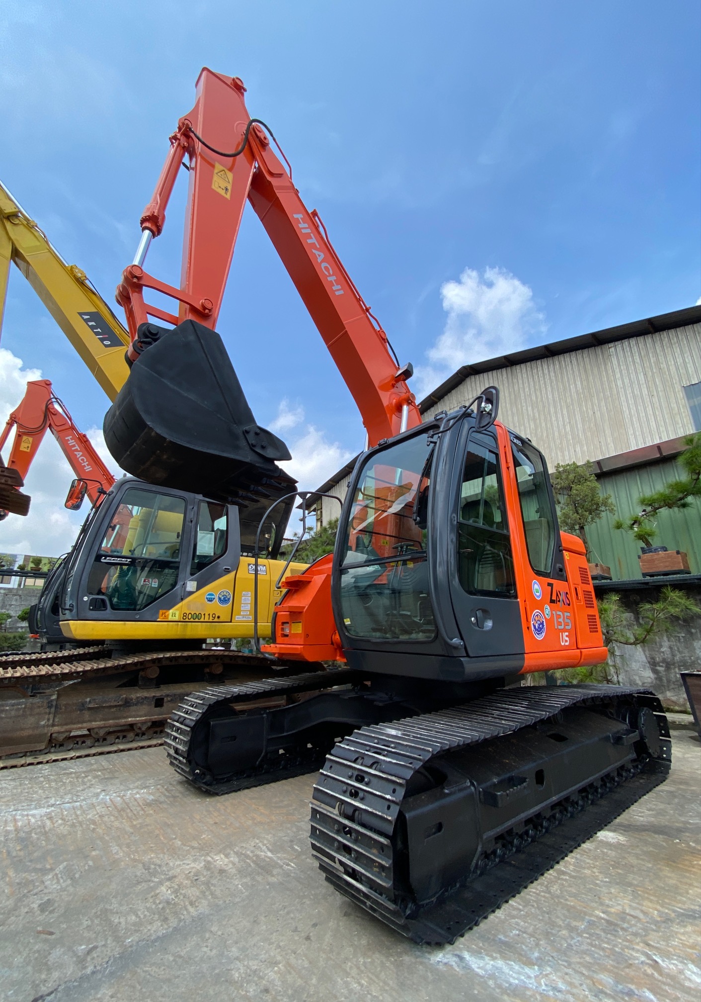 HITACHI ZX135US-1 | ZX135US-1