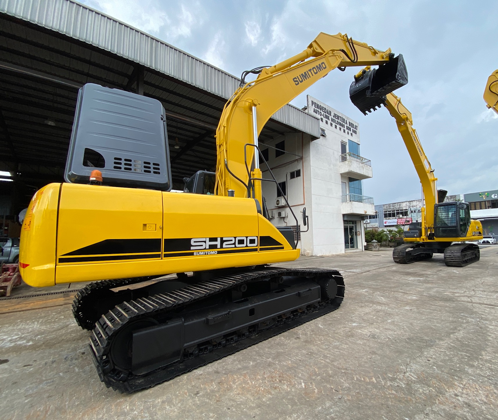 SUMITOMO SH200-6 Amphibious Excavator, 20ton - Malaysia